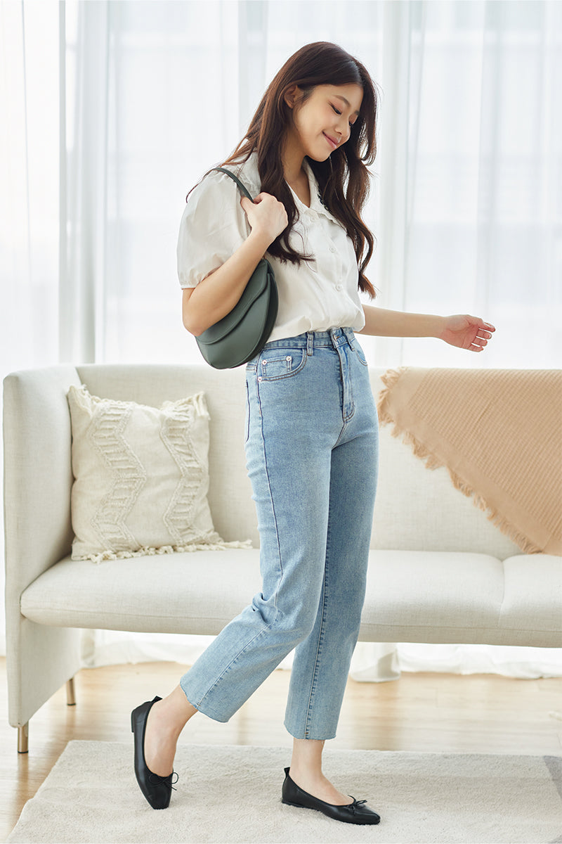 Almond Toe Ballet Flats in Black – Sunday Staples