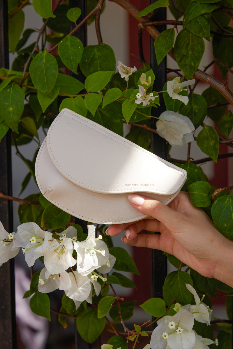 Clair Mini Wallet in Chalk – Sunday Staples