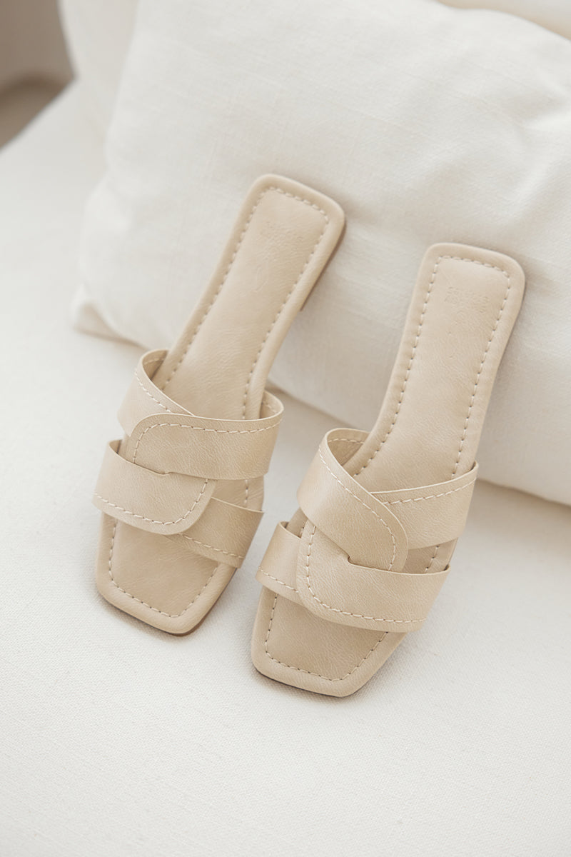 Ginette Interlocking Sliders in Cream Concrete – Sunday Staples